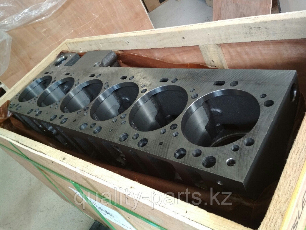 Блок цилиндров Cummins (3934906, 3968732) на гусеничный экскаватор ...