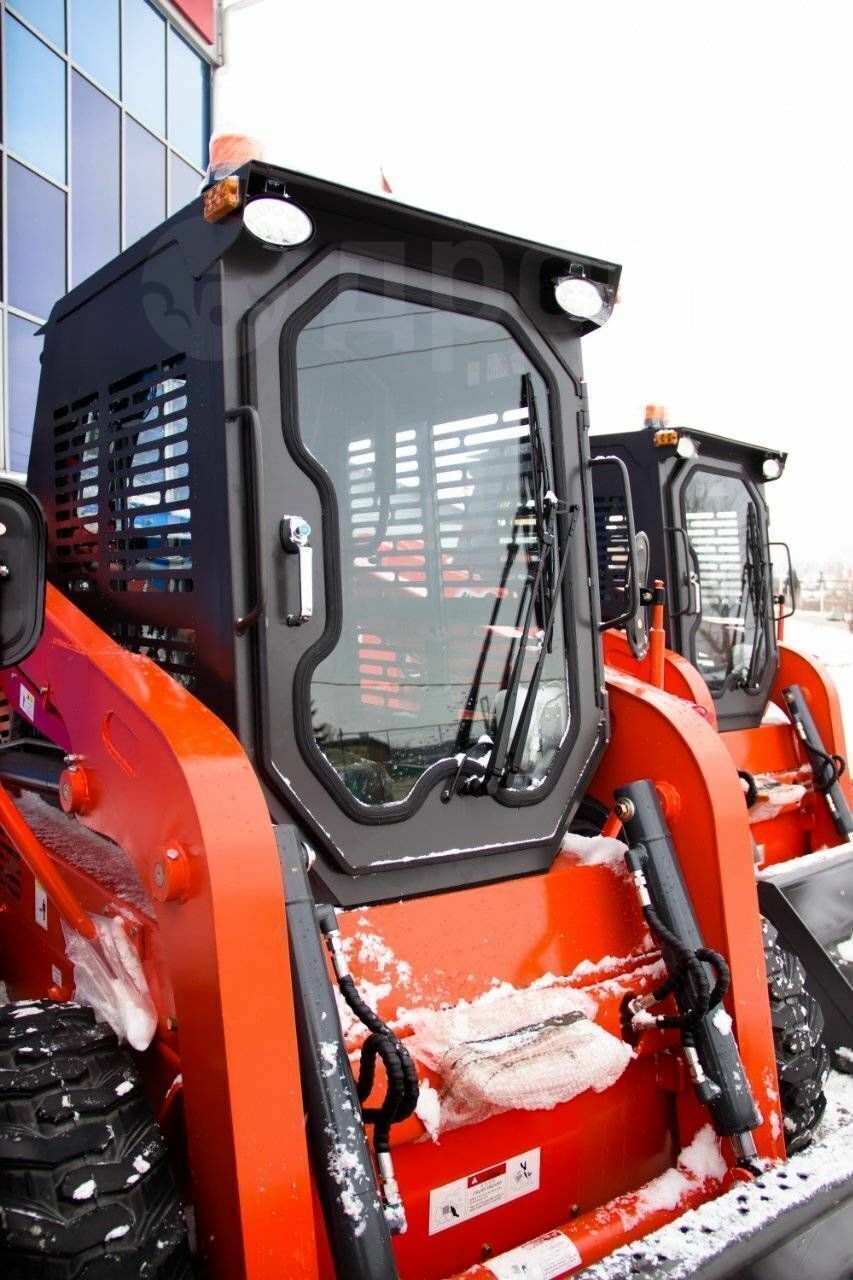 Мини Погрузчик с бортовым поворотом QUADTRAC SSL95, цена в Санкт-Петербурге от компании Агрокомплект